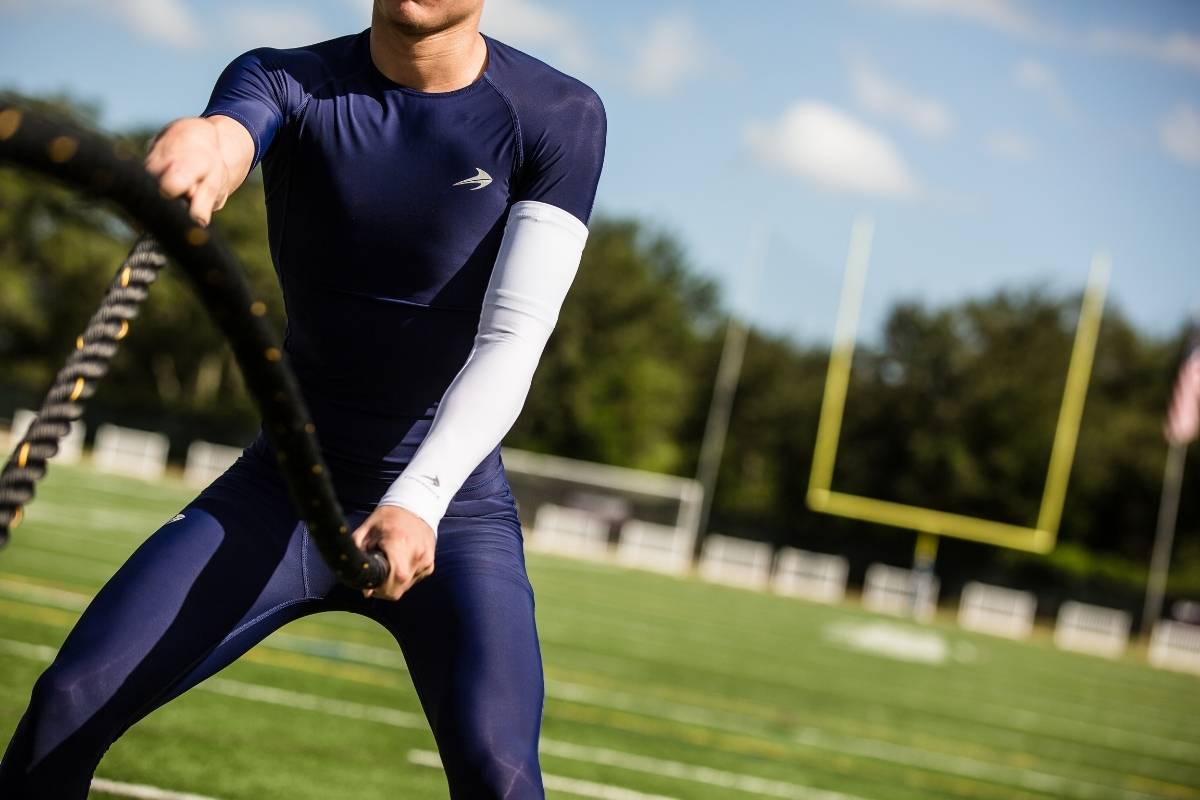 How Tennis Compression Sleeves Improve Your Game